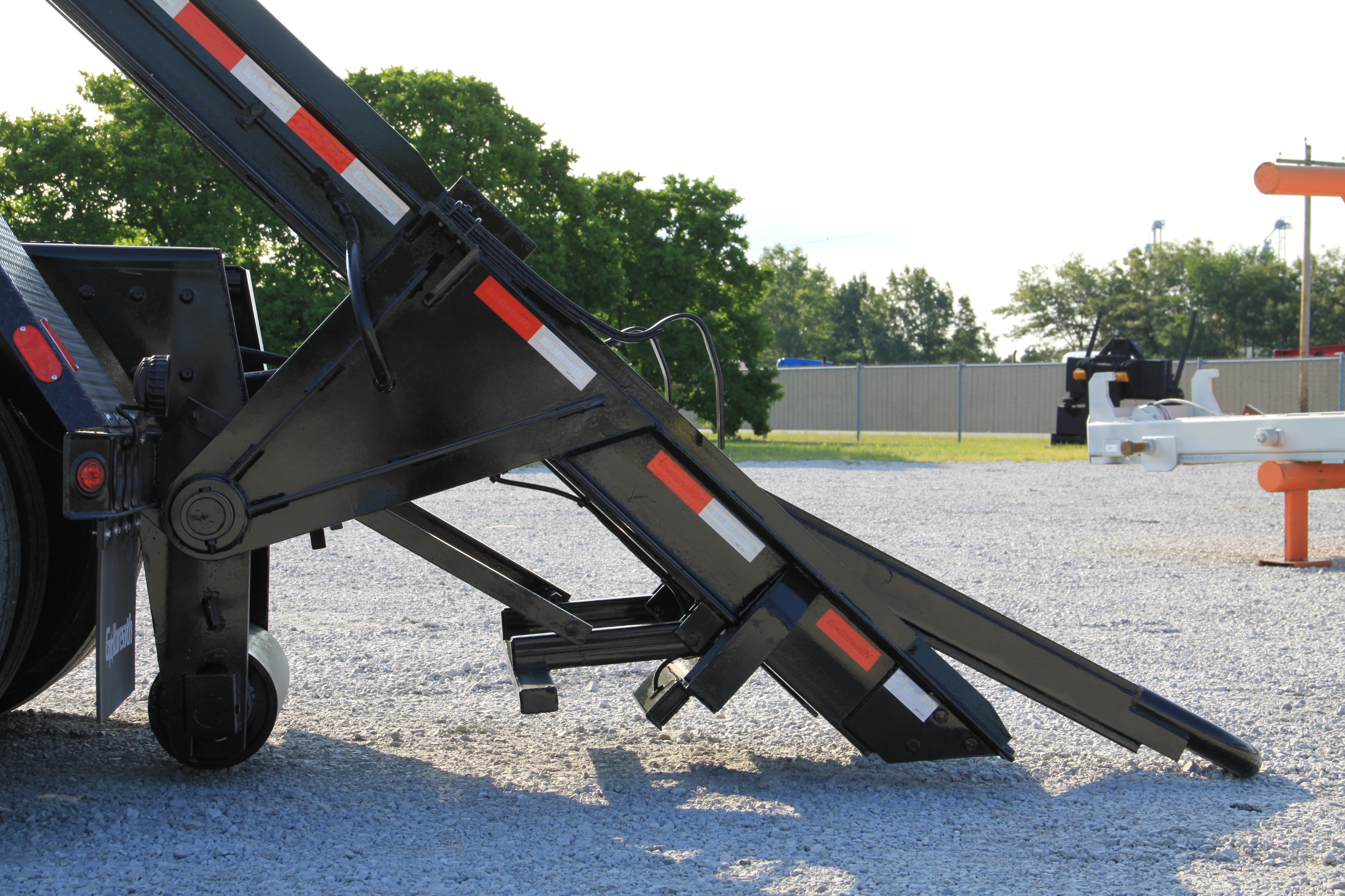 Bail Hook Hoist | Galbreath®