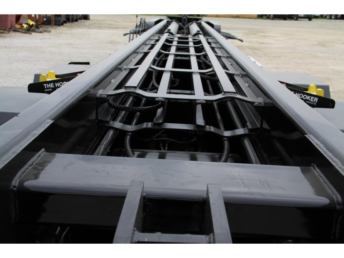 Heavy Duty Roll-Off Trailers | Galbreath®