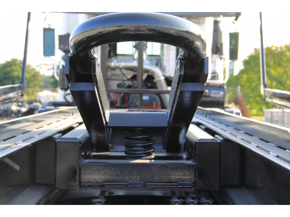 Bail Hook Hoist | Galbreath®