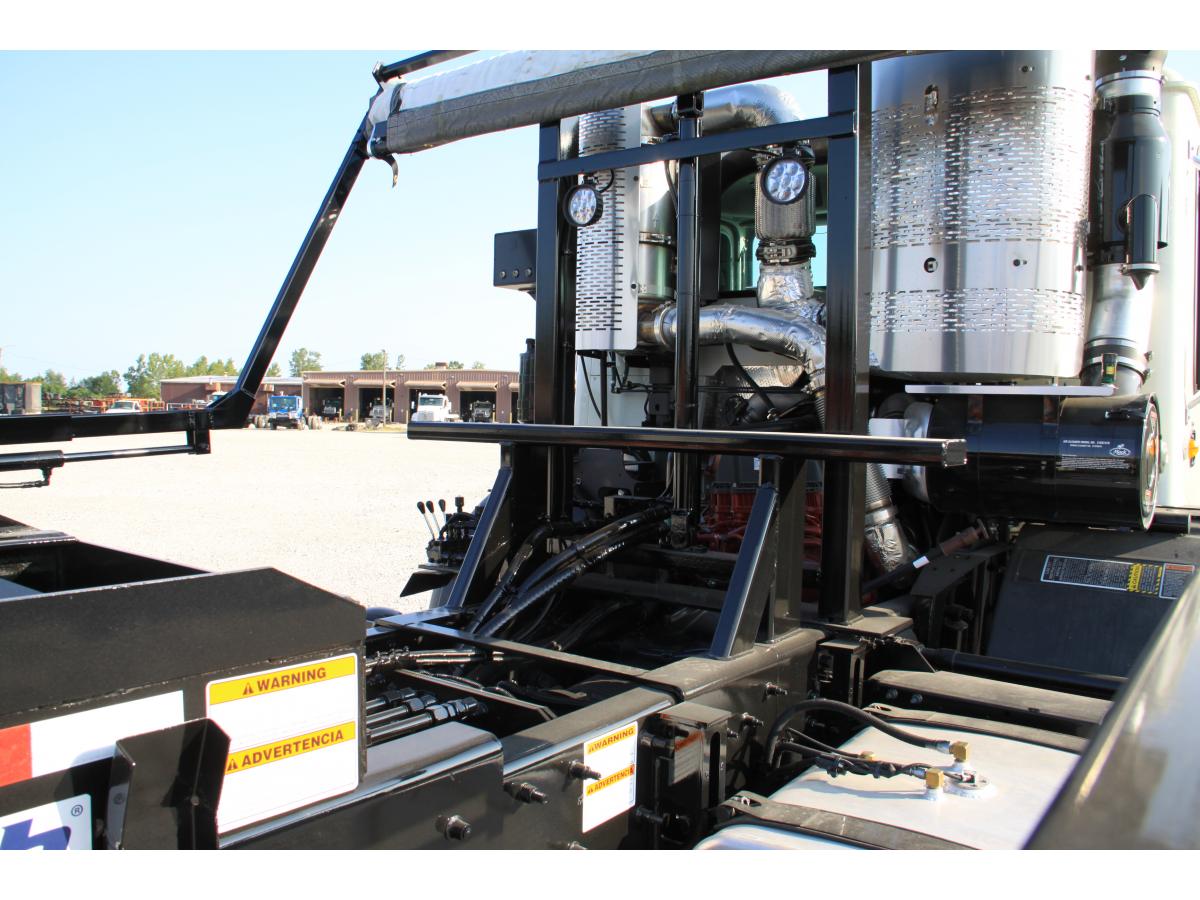 Bail Hook Hoist | Galbreath®