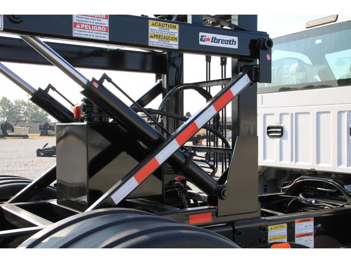 CH8000 Container Handler | Galbreath®